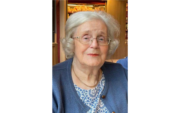 Donate to a funeral - Vivienne Simmonite | AB Walker